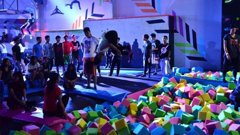 √ Bounce Street Asia Jakarta: Wahana & Harga Tiket 2026