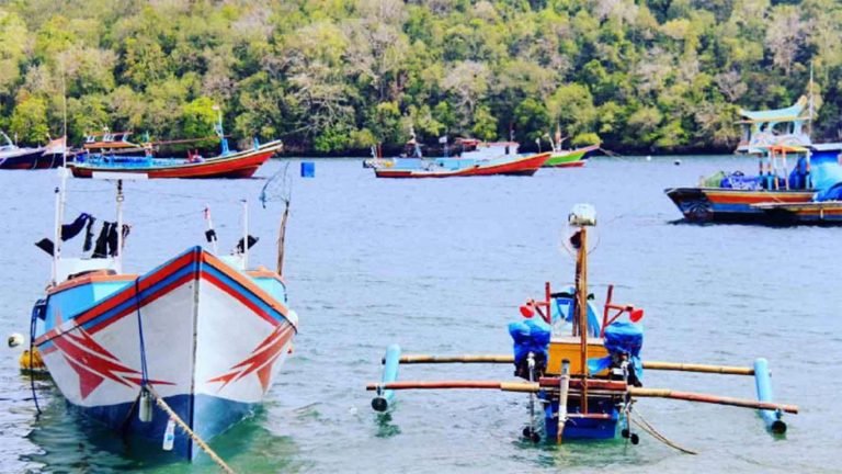 √ Pantai Sendang Biru Malang: Review & Harga Tiket 2026
