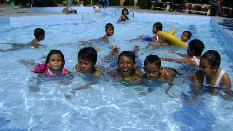 √ Kebun Binatang Surabaya (KBS): Wahana, Harga Tiket 2026