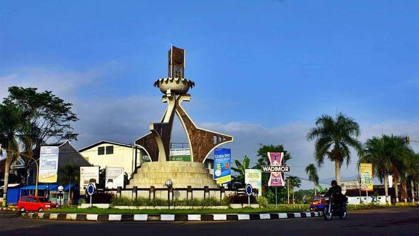 √ 7 Travel Bandung Sumedang + Harga Tiket dan Jadwal