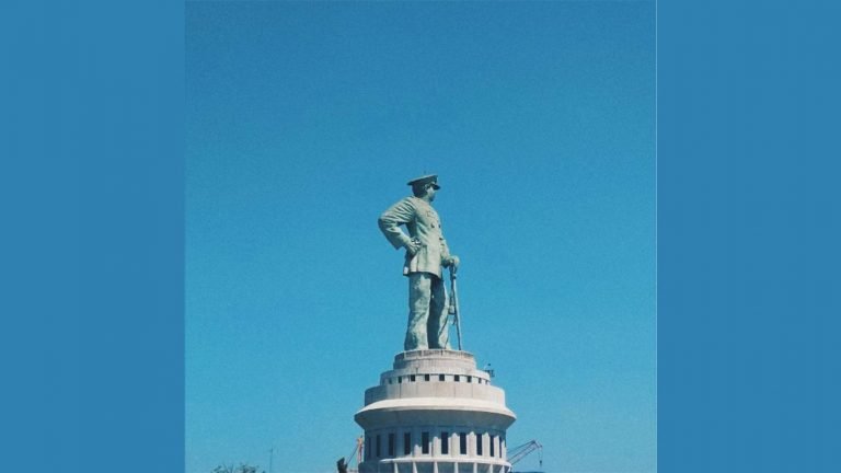 √ Monumen Jalesveva Jayamahe: Sejarah, Lokasi, Tiket 2026